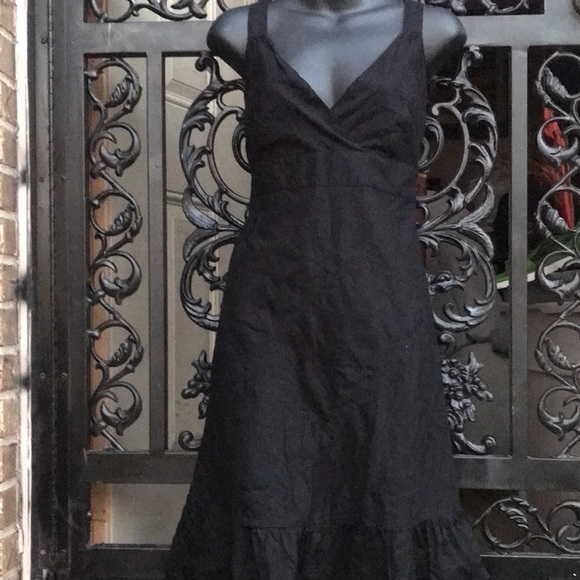 GAP | Dresses | B2g New Gap Black Sleeveless Ruffled Bottom Dress ...